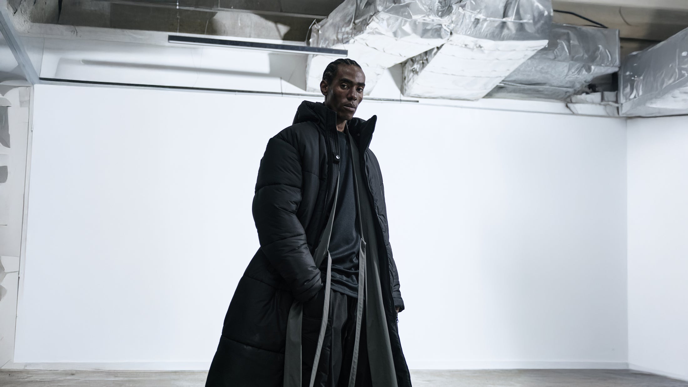enfin levé - experimental garments with technical solutions